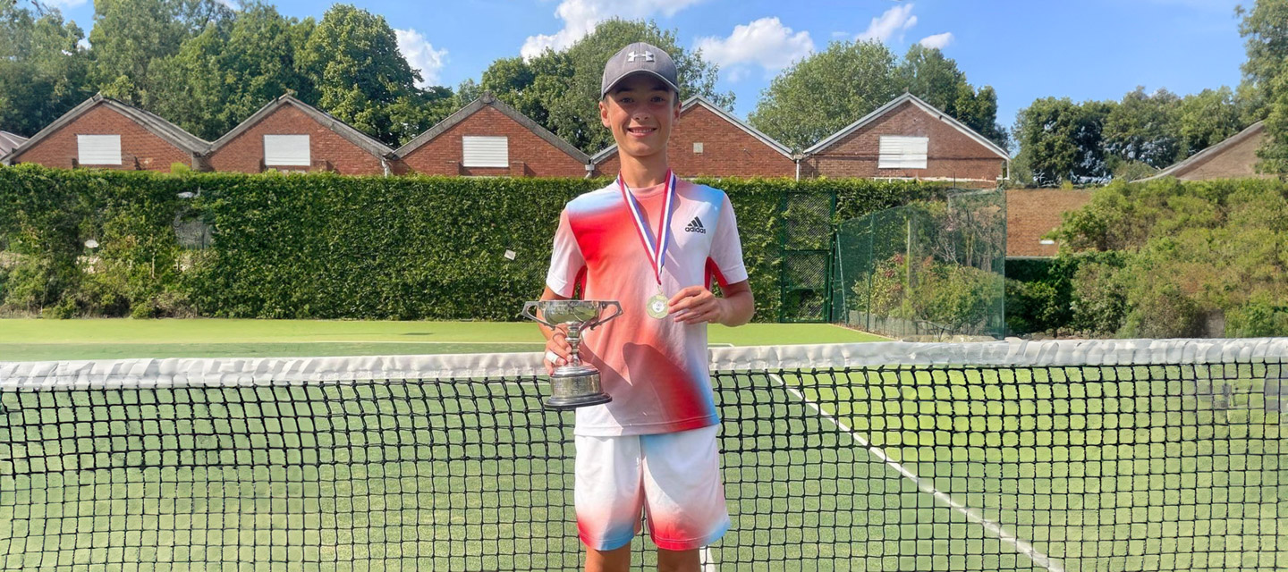 Hayden Cummings - UNIQUE TENNIS